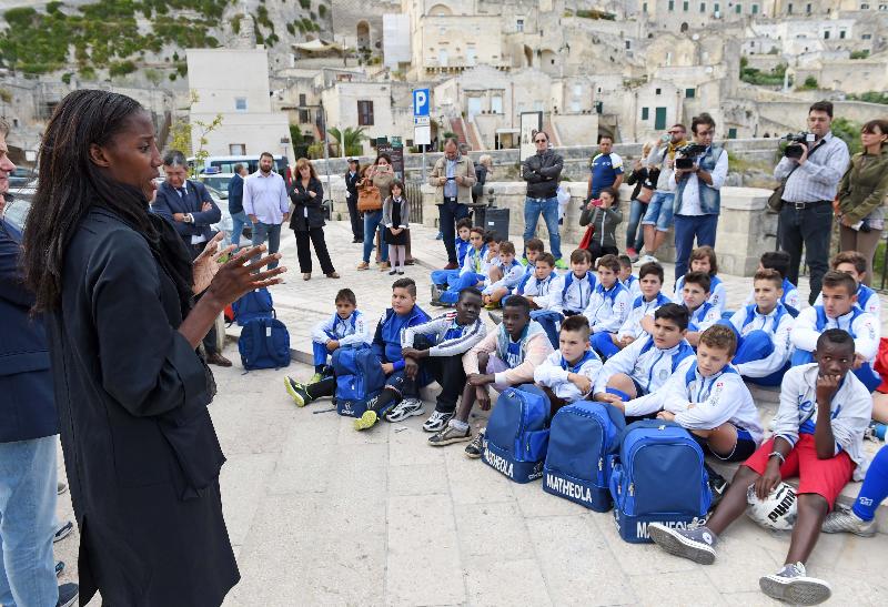 Razzisti? Una brutta Razza | FIGC Razzisti? Una brutta Razza | FIGC