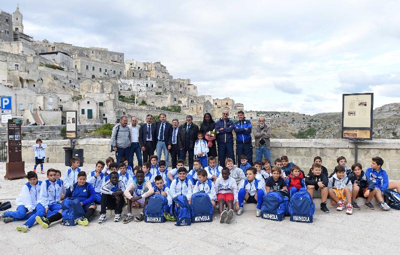 Razzisti? Una brutta Razza | FIGC Razzisti? Una brutta Razza | FIGC