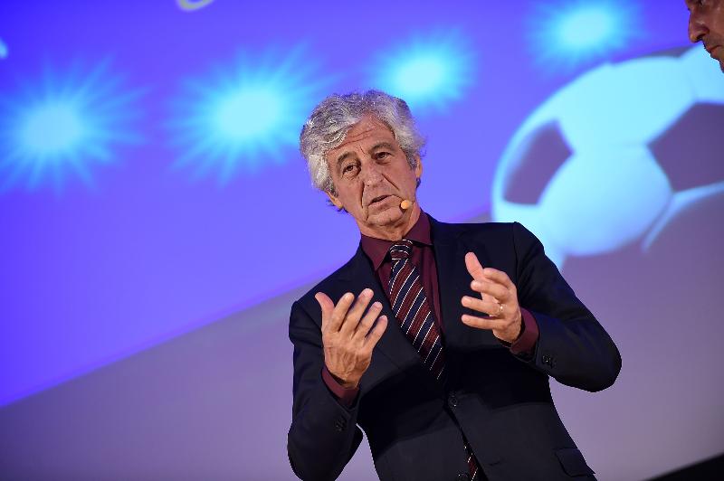 Razzisti? Una brutta razza (Matera) | FIGC Razzisti? Una brutta razza (Matera) | FIGC