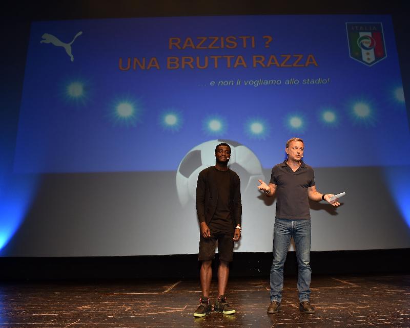 Razzisti? una brutta razza, 26 maggio 2015, tappa di Bari | FIGC Razzisti? una brutta razza, 26 maggio 2015, tappa di Bari | FIGC